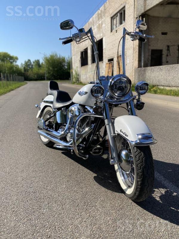 Harley-Davidson FLSTC 2010 Daugavpils, ar dzinēja tilpumu 1.70 L un nobraukumu 0 tūkst. km par 11000 €, foto 1 vietnē AUTOMOTO.COM.LV