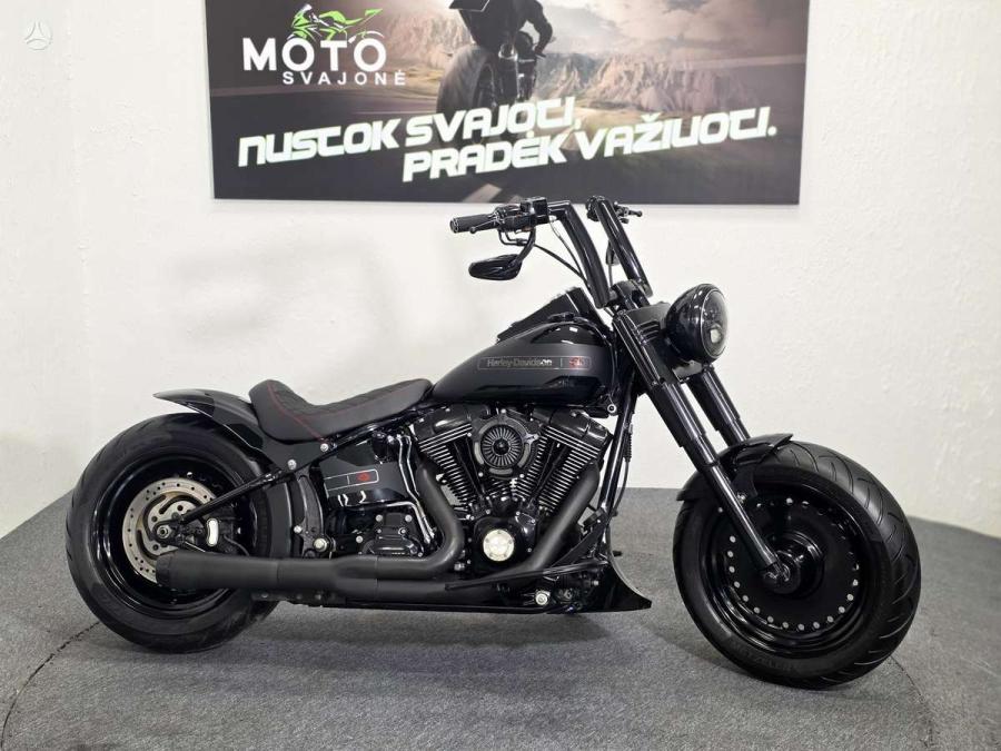 Black Harley-Davidson FLSTF 2008 in Panevezys, with an engine capacity of 1.60 L and mileage of 67 thousand km for 10650 €, photo 1 on AUTOMOTO.COM.LV