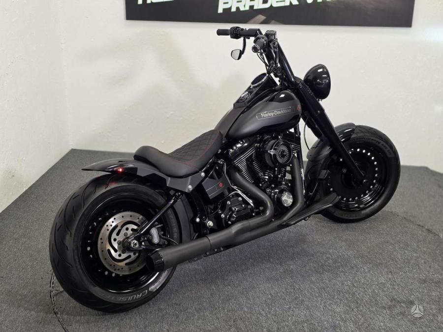 Black Harley-Davidson FLSTF 2008 in Panevezys, with an engine capacity of 1.60 L and mileage of 67 thousand km for 10650 €, photo 10 on AUTOMOTO.COM.LV