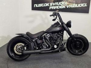 Black Harley-Davidson FLSTF 2008 in Panevezys, with an engine capacity of 1.60 L and mileage of 67 thousand km for 10650 €, photo 11 on AUTOMOTO.COM.LV