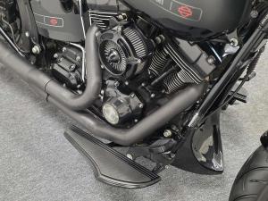 Black Harley-Davidson FLSTF 2008 in Panevezys, with an engine capacity of 1.60 L and mileage of 67 thousand km for 10650 €, photo 18 on AUTOMOTO.COM.LV