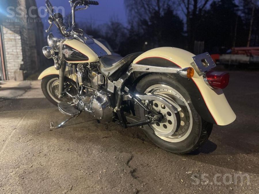Harley-Davidson FLSTF 1995 Rīga, ar dzinēja tilpumu 1.34 L un nobraukumu 0 tūkst. km par 8000 €, foto 3 vietnē AUTOMOTO.COM.LV