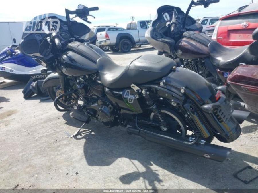 Melns Harley-Davidson FLTR 0 Klaipėda, ar dzinēja tilpumu 0.00 L un nobraukumu 0 tūkst. km par 8700 €, foto 4 vietnē AUTOMOTO.COM.LV
