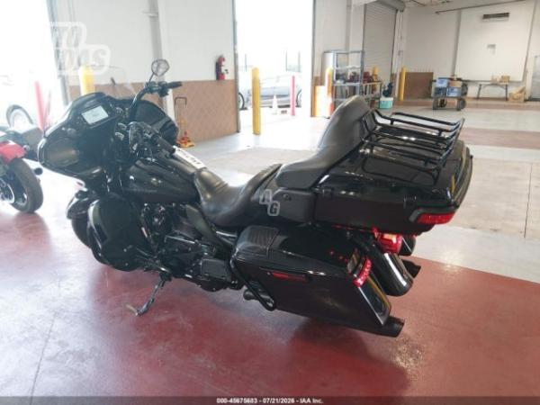 Black Harley-Davidson FLTR in Klaipeda, with an engine capacity of 0.00 L and mileage of 0 thousand km for 10600 €, photo 4 on AUTOMOTO.COM.LV