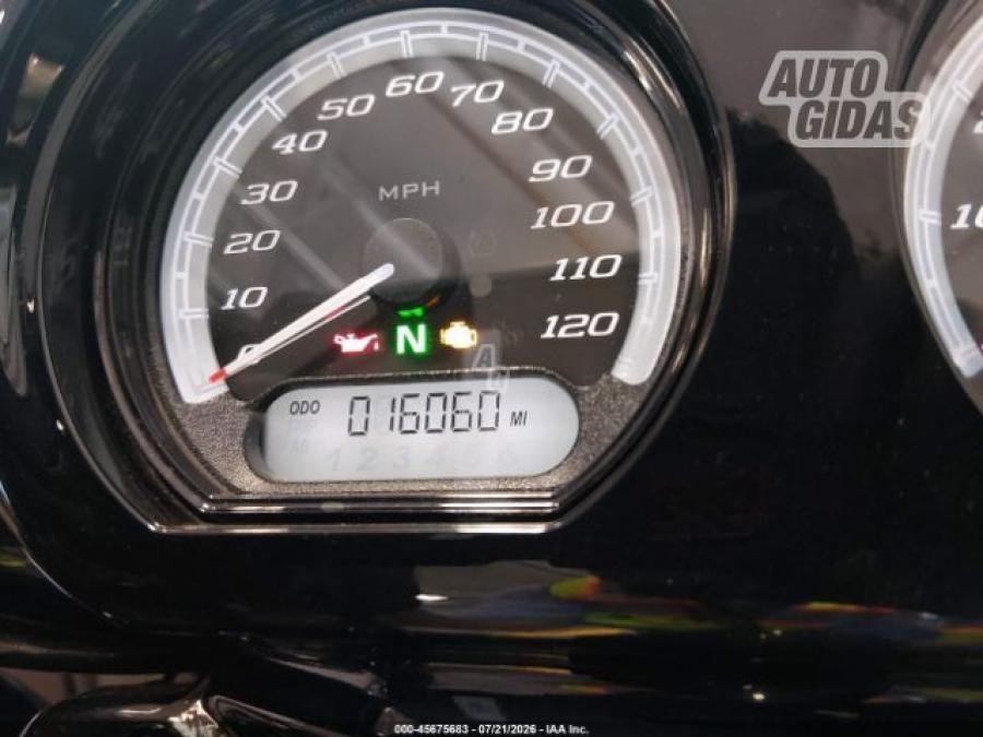 Black Harley-Davidson FLTR in Klaipeda, with an engine capacity of 0.00 L and mileage of 0 thousand km for 10600 €, photo 9 on AUTOMOTO.COM.LV