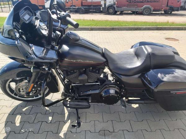 Melns Harley-Davidson FLTR 2011 Kauņa, ar dzinēja tilpumu 1.70 L un nobraukumu 50 tūkst. km par 11850 €, foto 5 vietnē AUTOMOTO.COM.LV