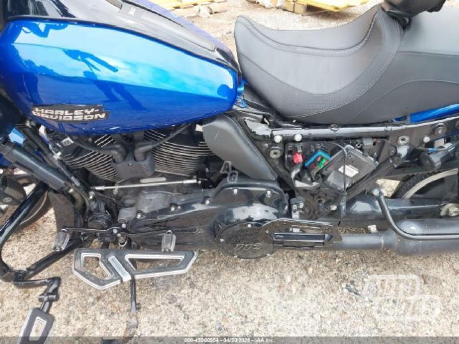 Zils Harley-Davidson FLTR 0 Klaipėda, ar dzinēja tilpumu 0.00 L un nobraukumu 0 tūkst. km par 12000 €, foto 10 vietnē AUTOMOTO.COM.LV