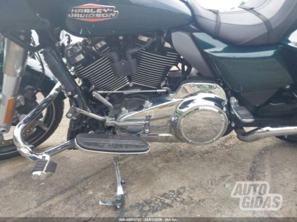 Green Harley-Davidson FLTR 0 in Klaipeda, with an engine capacity of 0.00 L and mileage of 0 thousand km for 13500 €, photo 9 on AUTOMOTO.COM.LV