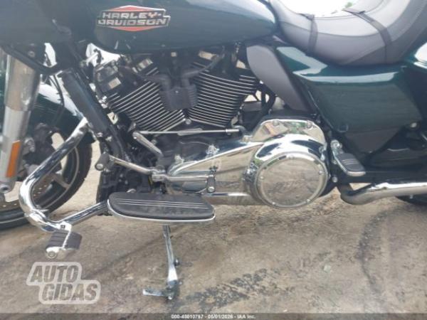 Green Harley-Davidson FLTR 0 in Klaipeda, with an engine capacity of 0.00 L and mileage of 0 thousand km for 13000 €, photo 9 on AUTOMOTO.COM.LV