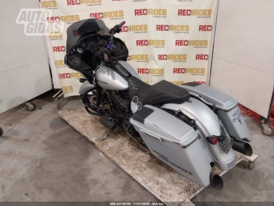 Pelēks Harley-Davidson FLTR 0 Klaipėda, ar dzinēja tilpumu 0.00 L un nobraukumu 0 tūkst. km par 9000 €, foto 3 vietnē AUTOMOTO.COM.LV