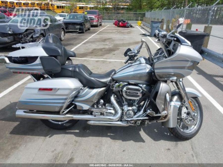Pelēks Harley-Davidson FLTR 0 Klaipėda, ar dzinēja tilpumu 0.00 L un nobraukumu 0 tūkst. km par 9500 €, foto 12 vietnē AUTOMOTO.COM.LV