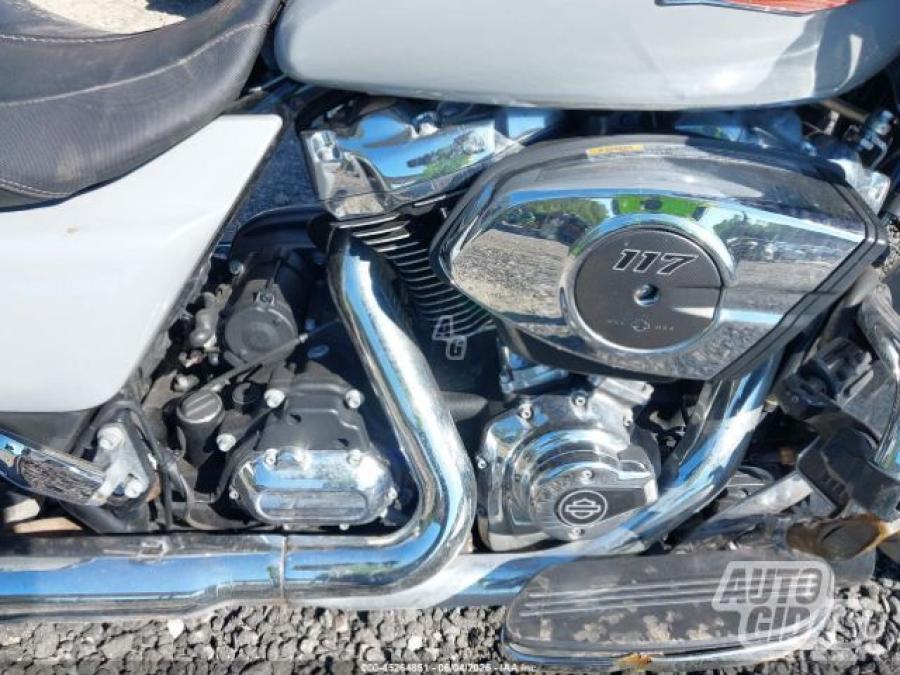 Pelēks Harley-Davidson FLTR Klaipėda, ar dzinēja tilpumu 0.00 L un nobraukumu 0 tūkst. km par 10100 €, foto 8 vietnē AUTOMOTO.COM.LV