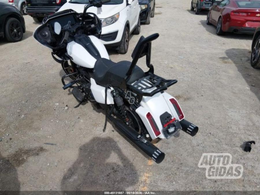 Harley-Davidson FLTR 0 Klaipėda, ar dzinēja tilpumu 0.00 L un nobraukumu 0 tūkst. km par 9250 €, foto 15 vietnē AUTOMOTO.COM.LV