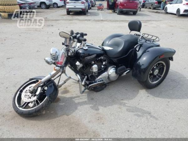 Harley-Davidson FLTR Klaipėda, ar dzinēja tilpumu 0.00 L un nobraukumu 0 tūkst. km par 8100 €, foto 4 vietnē AUTOMOTO.COM.LV