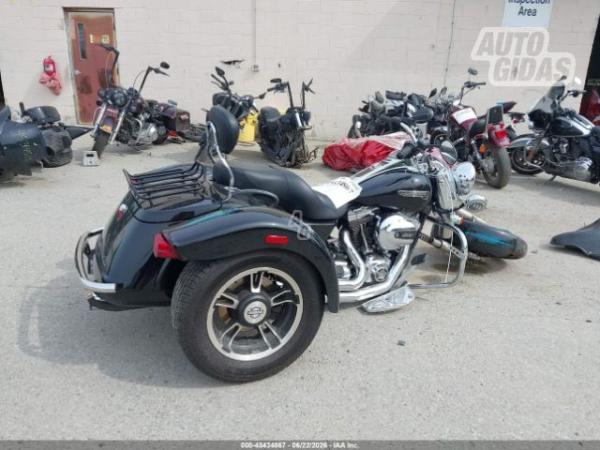 Harley-Davidson FLTR Klaipėda, ar dzinēja tilpumu 0.00 L un nobraukumu 0 tūkst. km par 8100 €, foto 6 vietnē AUTOMOTO.COM.LV