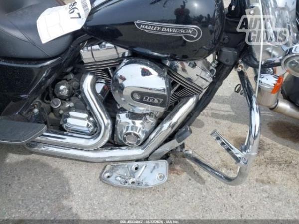 Harley-Davidson FLTR Klaipėda, ar dzinēja tilpumu 0.00 L un nobraukumu 0 tūkst. km par 8100 €, foto 9 vietnē AUTOMOTO.COM.LV