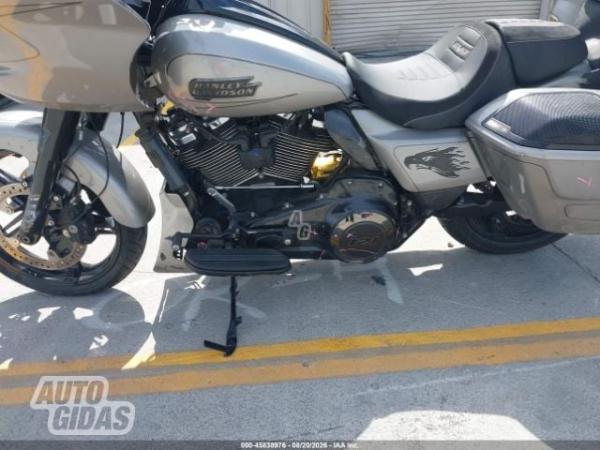 Harley-Davidson FLTR Klaipėda, ar dzinēja tilpumu 0.00 L un nobraukumu 0 tūkst. km par 8100 €, foto 10 vietnē AUTOMOTO.COM.LV