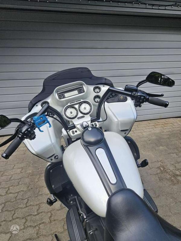 Harley-Davidson FLTR 2013 Viļņa, ar dzinēja tilpumu 1.69 L un nobraukumu 53 tūkst. km par 9200 €, foto 5 vietnē AUTOMOTO.COM.LV