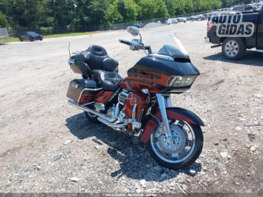 Sarkans Harley-Davidson FLTR 0 Klaipėda, ar dzinēja tilpumu 0.00 L un nobraukumu 0 tūkst. km par 11900 €, foto 1 vietnē AUTOMOTO.COM.LV