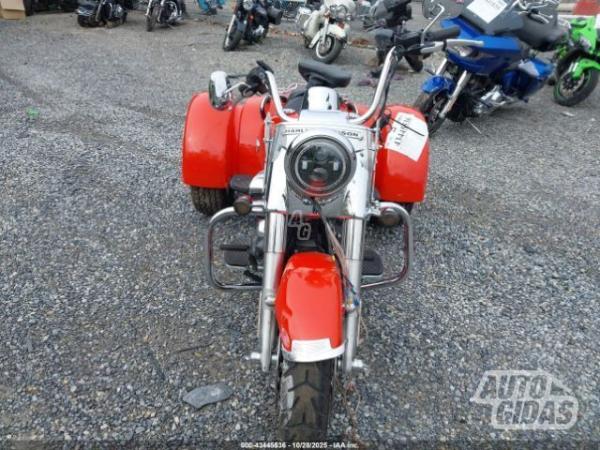 Red Harley-Davidson FLTR 0 in Klaipeda, with an engine capacity of 0.00 L and mileage of 0 thousand km for 5000 €, photo 5 on AUTOMOTO.COM.LV