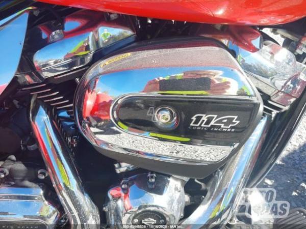 Red Harley-Davidson FLTR 0 in Klaipeda, with an engine capacity of 0.00 L and mileage of 0 thousand km for 5000 €, photo 8 on AUTOMOTO.COM.LV