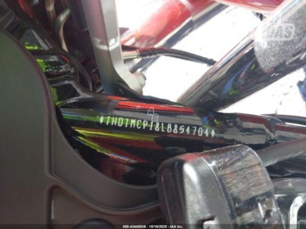 Red Harley-Davidson FLTR 0 in Klaipeda, with an engine capacity of 0.00 L and mileage of 0 thousand km for 5000 €, photo 10 on AUTOMOTO.COM.LV