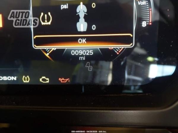 Sarkans Harley-Davidson FLTR 0 Klaipėda, ar dzinēja tilpumu 0.00 L un nobraukumu 0 tūkst. km par 12000 €, foto 7 vietnē AUTOMOTO.COM.LV