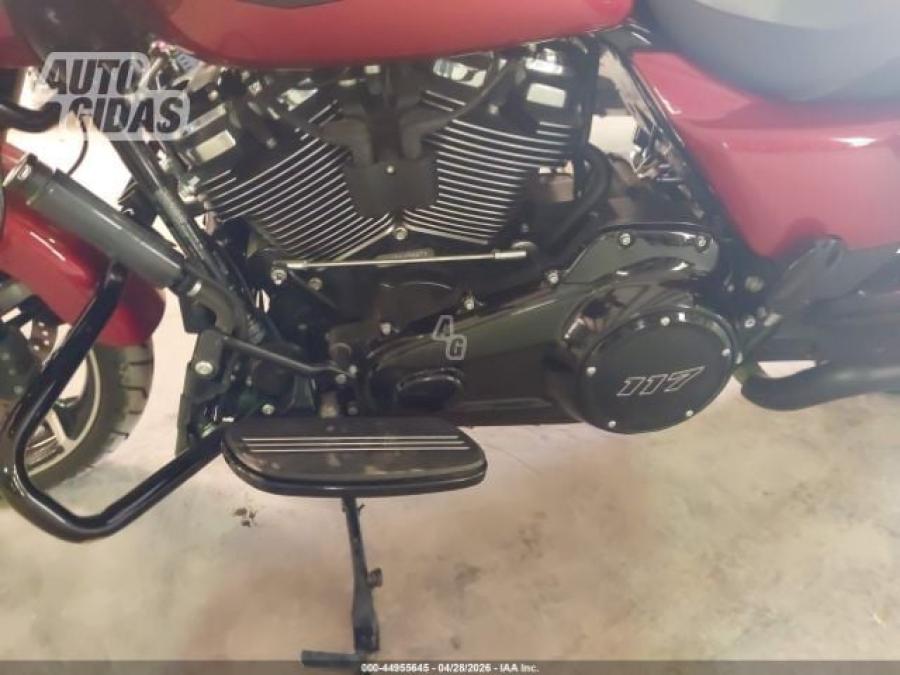 Red Harley-Davidson FLTR 0 in Klaipeda, with an engine capacity of 0.00 L and mileage of 0 thousand km for 11500 €, photo 10 on AUTOMOTO.COM.LV