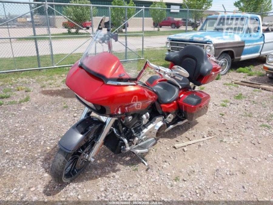 Red Harley-Davidson FLTR in Klaipeda, with an engine capacity of 0.00 L and mileage of 0 thousand km for 6650 €, photo 7 on AUTOMOTO.COM.LV