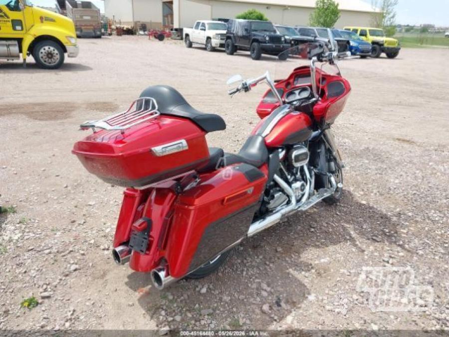 Red Harley-Davidson FLTR in Klaipeda, with an engine capacity of 0.00 L and mileage of 0 thousand km for 6650 €, photo 9 on AUTOMOTO.COM.LV