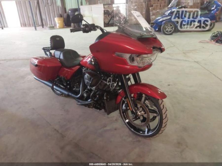 Sarkans Harley-Davidson FLTR Klaipėda, ar dzinēja tilpumu 0.00 L un nobraukumu 0 tūkst. km par 11500 €, foto 1 vietnē AUTOMOTO.COM.LV