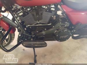 Sarkans Harley-Davidson FLTR Klaipėda, ar dzinēja tilpumu 0.00 L un nobraukumu 0 tūkst. km par 11500 €, foto 10 vietnē AUTOMOTO.COM.LV