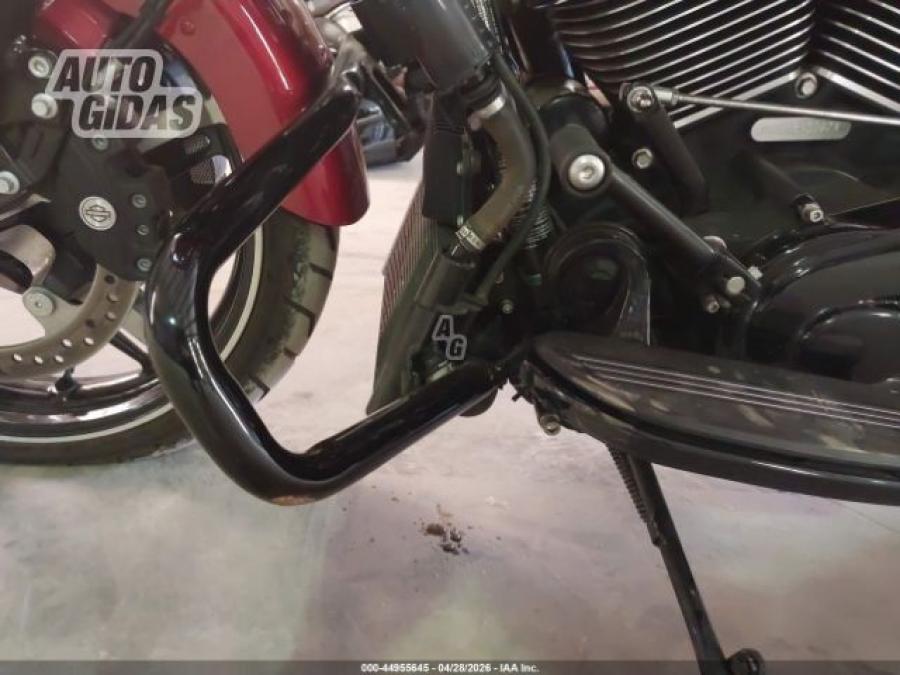 Sarkans Harley-Davidson FLTR Klaipėda, ar dzinēja tilpumu 0.00 L un nobraukumu 0 tūkst. km par 11500 €, foto 16 vietnē AUTOMOTO.COM.LV