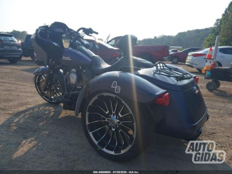 Violets Harley-Davidson FLTR Klaipėda, ar dzinēja tilpumu 0.00 L un nobraukumu 0 tūkst. km par 7400 €, foto 1 vietnē AUTOMOTO.COM.LV
