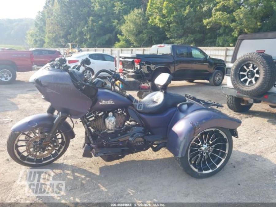 Violets Harley-Davidson FLTR Klaipėda, ar dzinēja tilpumu 0.00 L un nobraukumu 0 tūkst. km par 7400 €, foto 12 vietnē AUTOMOTO.COM.LV