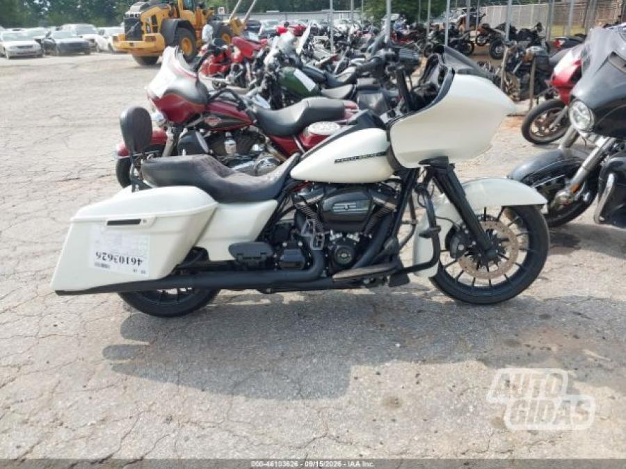 Balts Harley-Davidson FLTR Klaipėda, ar dzinēja tilpumu 0.00 L un nobraukumu 0 tūkst. km par 7900 €, foto 5 vietnē AUTOMOTO.COM.LV