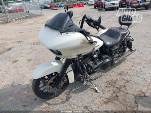 Balts Harley-Davidson FLTR Klaipėda, ar dzinēja tilpumu 0.00 L un nobraukumu 0 tūkst. km par 7900 €, foto 8 vietnē AUTOMOTO.COM.LV