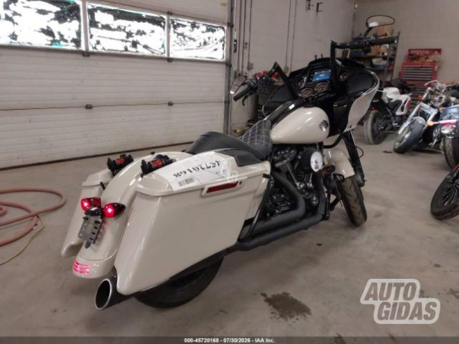 Balts Harley-Davidson FLTR Klaipėda, ar dzinēja tilpumu 0.00 L un nobraukumu 0 tūkst. km par 4000 €, foto 5 vietnē AUTOMOTO.COM.LV