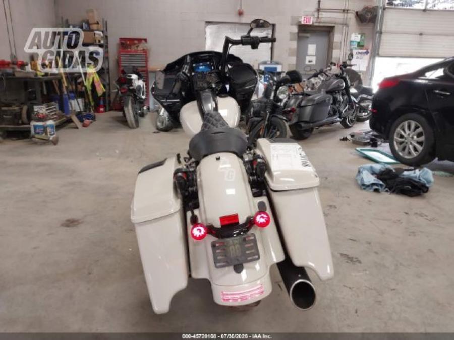 Balts Harley-Davidson FLTR Klaipėda, ar dzinēja tilpumu 0.00 L un nobraukumu 0 tūkst. km par 4000 €, foto 7 vietnē AUTOMOTO.COM.LV