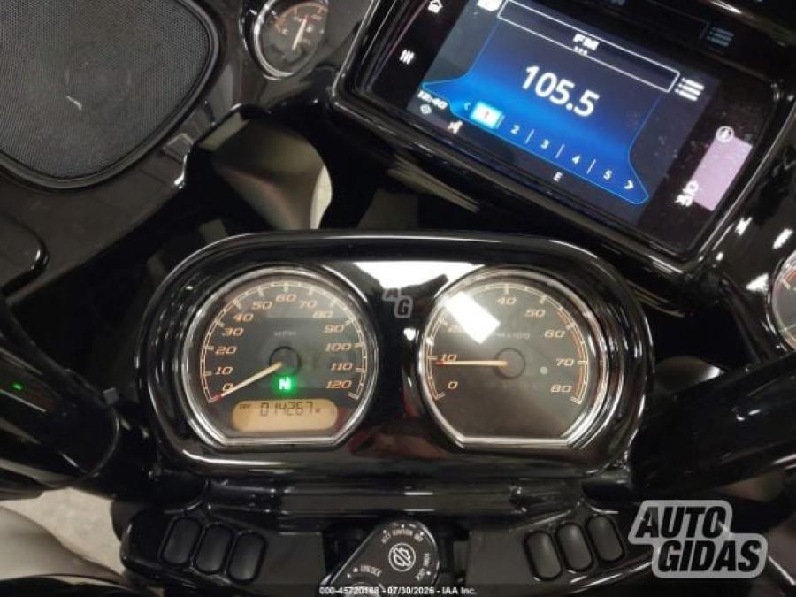 Balts Harley-Davidson FLTR Klaipėda, ar dzinēja tilpumu 0.00 L un nobraukumu 0 tūkst. km par 4000 €, foto 8 vietnē AUTOMOTO.COM.LV