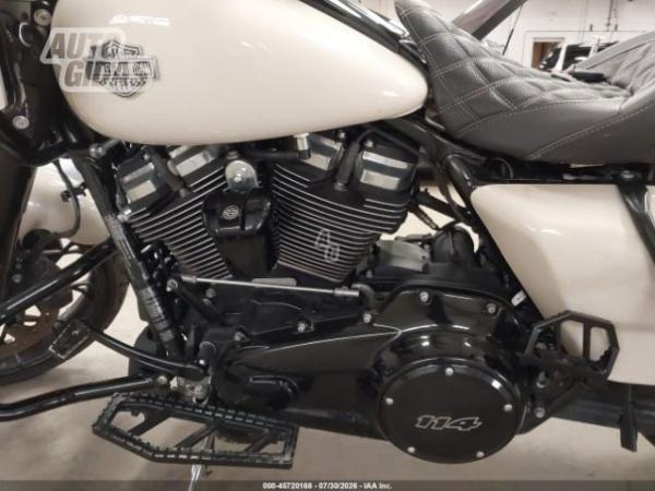 Balts Harley-Davidson FLTR Klaipėda, ar dzinēja tilpumu 0.00 L un nobraukumu 0 tūkst. km par 4000 €, foto 10 vietnē AUTOMOTO.COM.LV