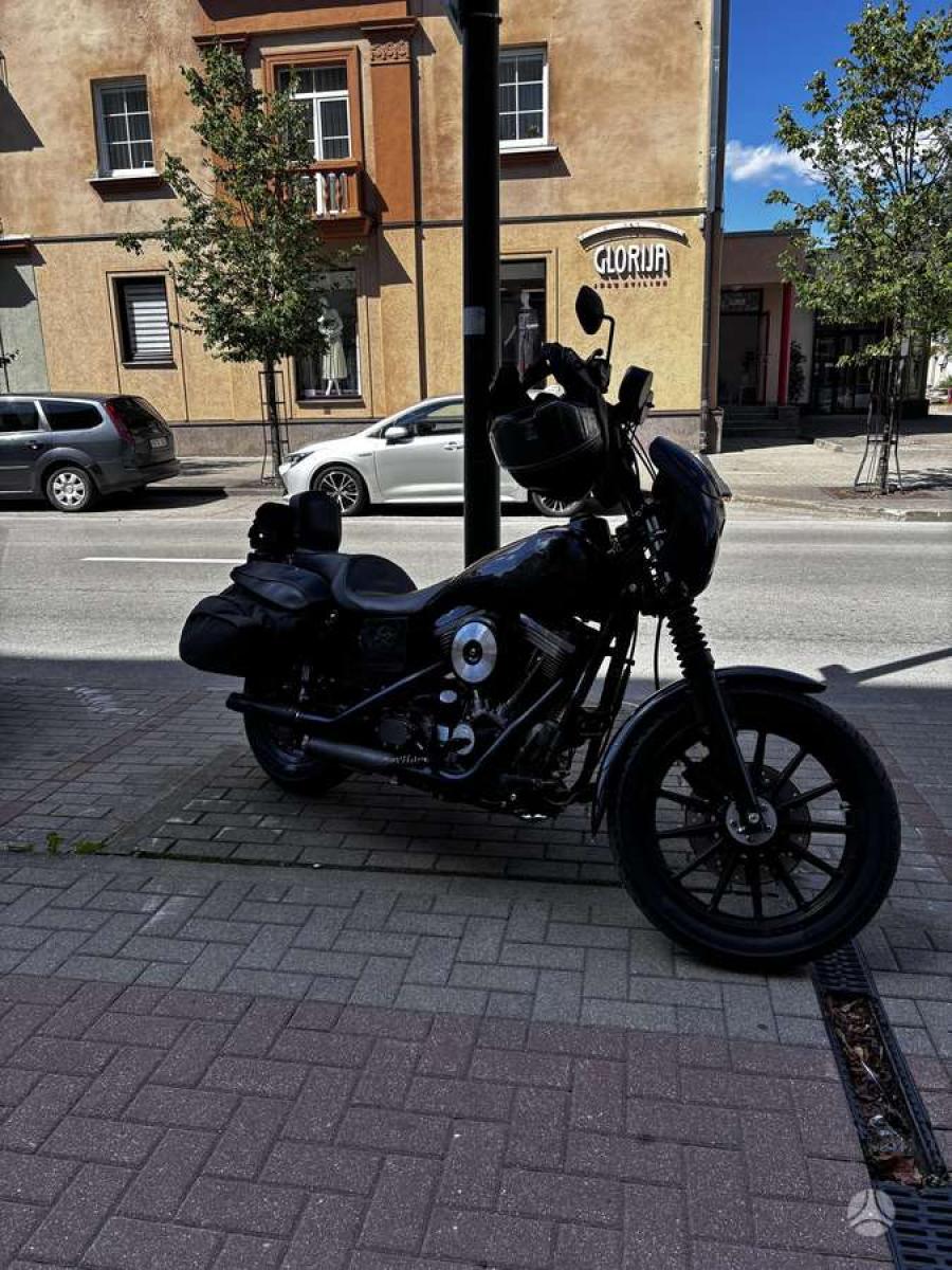 Harley-Davidson FXD 1996 in Siauliai, with an engine capacity of 1.34 L and mileage of 34 thousand km for 6500 €, photo 15 on AUTOMOTO.COM.LV