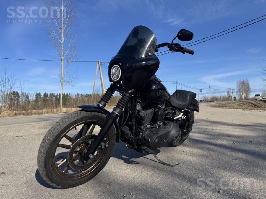 Harley-Davidson FXD 2017 Rīga, ar dzinēja tilpumu 1.69 L un nobraukumu 0 tūkst. km par 12000 €, foto 4 vietnē AUTOMOTO.COM.LV