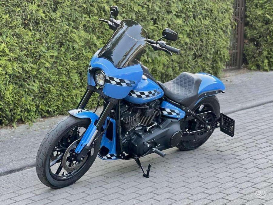 Harley-Davidson FXLRST 2020 Klaipėda, ar dzinēja tilpumu 1.87 L un nobraukumu 3 tūkst. km par 11500 €, foto 1 vietnē AUTOMOTO.COM.LV