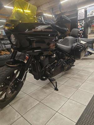 Harley-Davidson FXLRST 2022 Alīta, ar dzinēja tilpumu 1.92 L un nobraukumu 12 tūkst. km par 16000 €, foto  vietnē AUTOMOTO.COM.LV