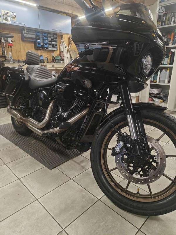Harley-Davidson FXLRST 2022 in Alytus, with an engine capacity of 1.92 L and mileage of 12 thousand km for 16000 €, photo 4 on AUTOMOTO.COM.LV