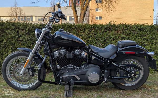 Melns Harley-Davidson FXST 2020 Kauņa, ar dzinēja tilpumu 1.75 L un nobraukumu 20 tūkst. km par 10500 €, foto 2 vietnē AUTOMOTO.COM.LV
