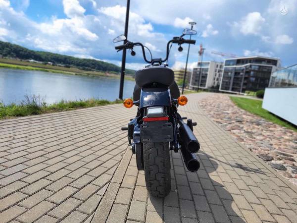 Black Harley-Davidson FXST 2024 in Kaunas, with an engine capacity of 0.00 L and mileage of 2 thousand km for 10400 €, photo 1 on AUTOMOTO.COM.LV