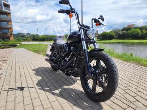 Black Harley-Davidson FXST 2024 in Kaunas, with an engine capacity of 0.00 L and mileage of 2 thousand km for 10400 €, photo 5 on AUTOMOTO.COM.LV