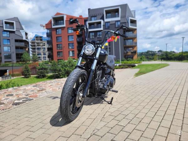 Black Harley-Davidson FXST 2024 in Kaunas, with an engine capacity of 0.00 L and mileage of 2 thousand km for 10400 €, photo 5 on AUTOMOTO.COM.LV